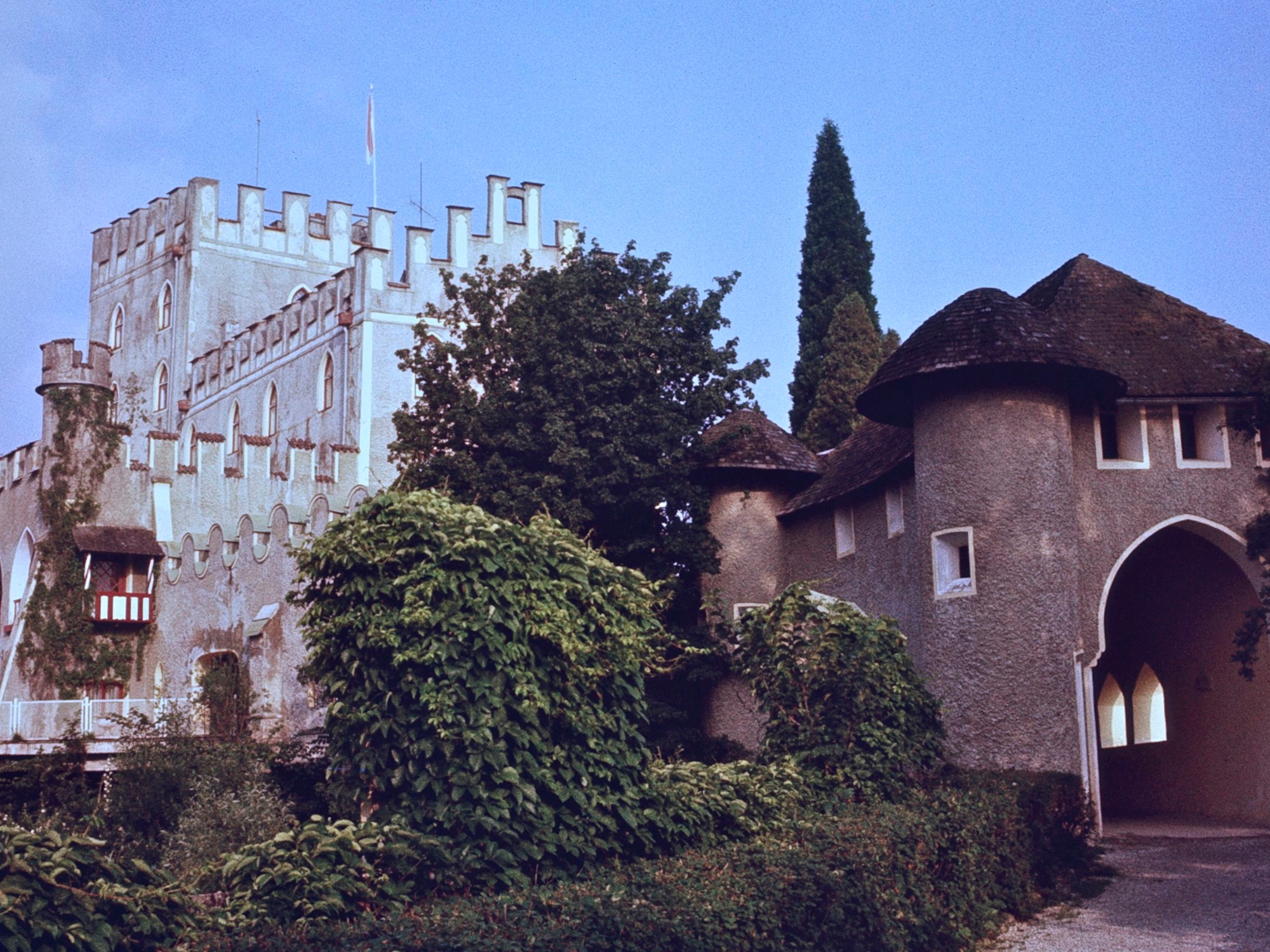 Episode 155: The Battle of Castle Itter – Half-Arsed History