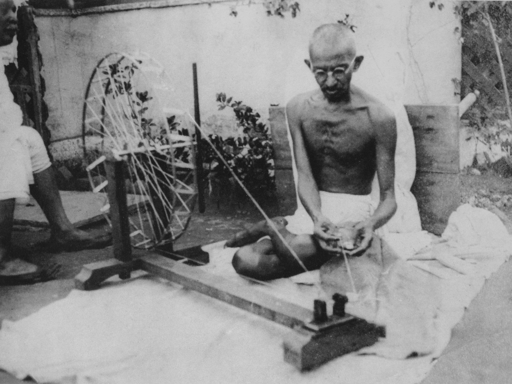 Episode 220: Mahatma Gandhi, Part 2 – Half-Arsed History